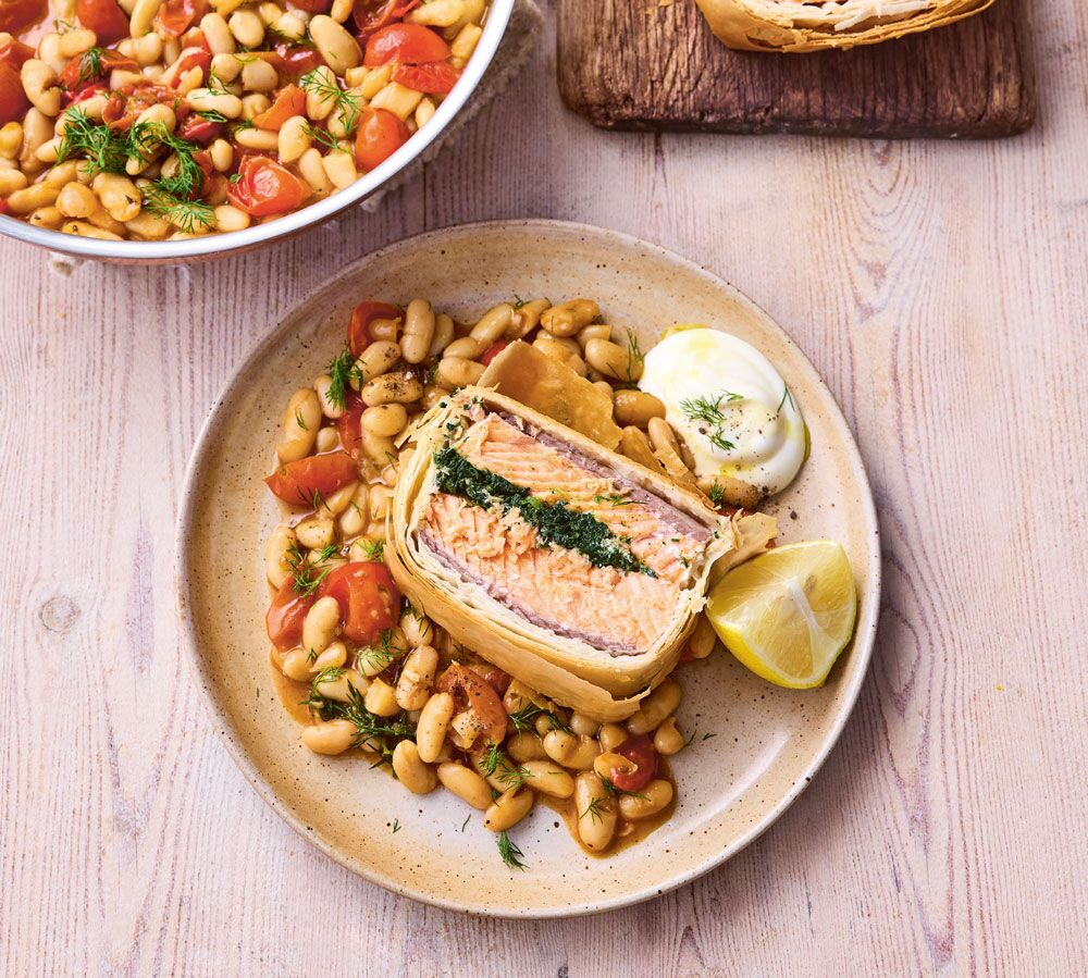 Jamie Oliver's Fish Filo Parcel and Beans Recipe | Eat Yourself Healthy