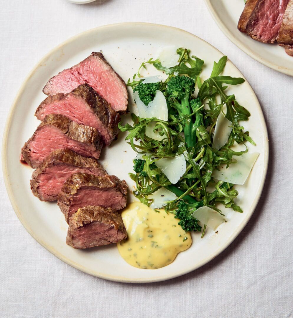 Mary Berry's Fillet Tails of Beef with Bearnaise Sauce & Rocket | Mary 90