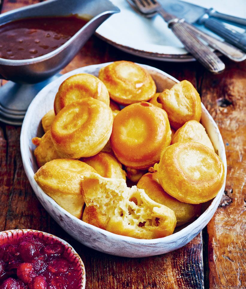 Vegan Fluffy Yorkshire Puddings Recipe | Vegan Roast Dinner