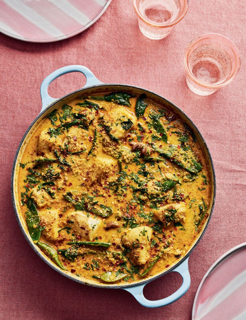 Fideuà, Paella with Pasta Recipe | Easy Spanish Recipes